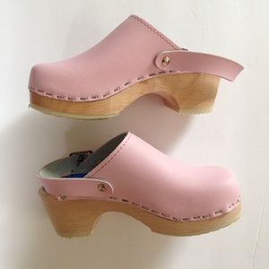 Cape Clogs | Shoes | Swedish Cape Clogs Pink Leather Natural Wood Sole ...